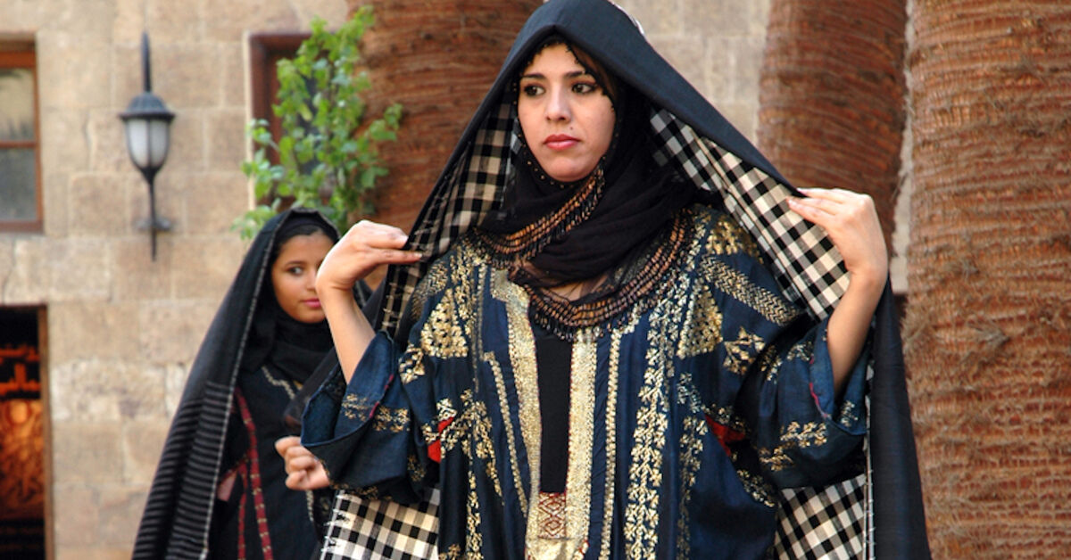 'Costumes of Egypt: Lost Legacies': An author's bid to save forgotten identities - AL-Monitor ...